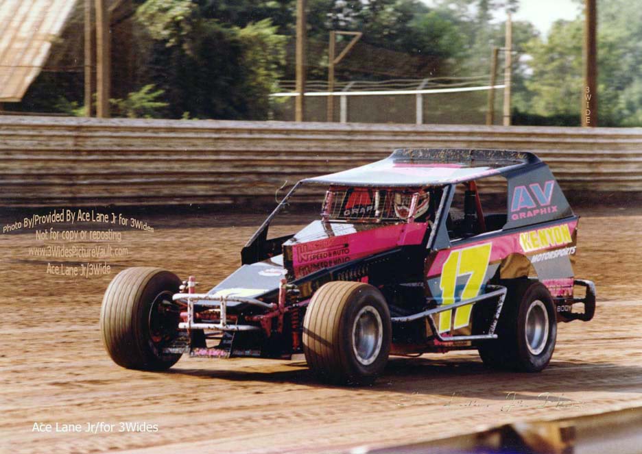 V03.23.25_017_KEN_FLM_0080_1