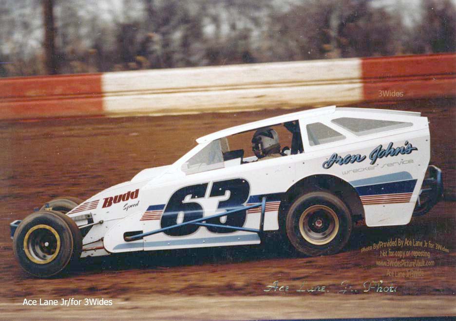 V03.23.25_063_KUM_BPT_0080_1