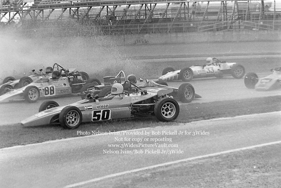 T11.25.23_FOR_VEE_DAY_0070_IVINS