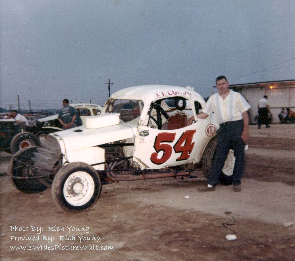 L11.29.15_054_TOB_HAR_0060RY_1