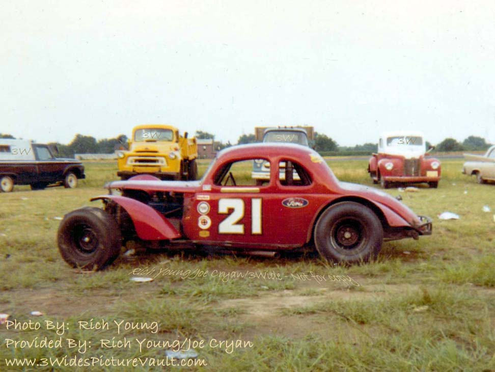 O10.27.18_021_UNK_TRN_0060RY_1